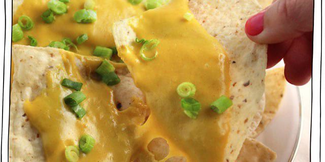 Melty Stretchy Gooey Vegan Nacho Cheese