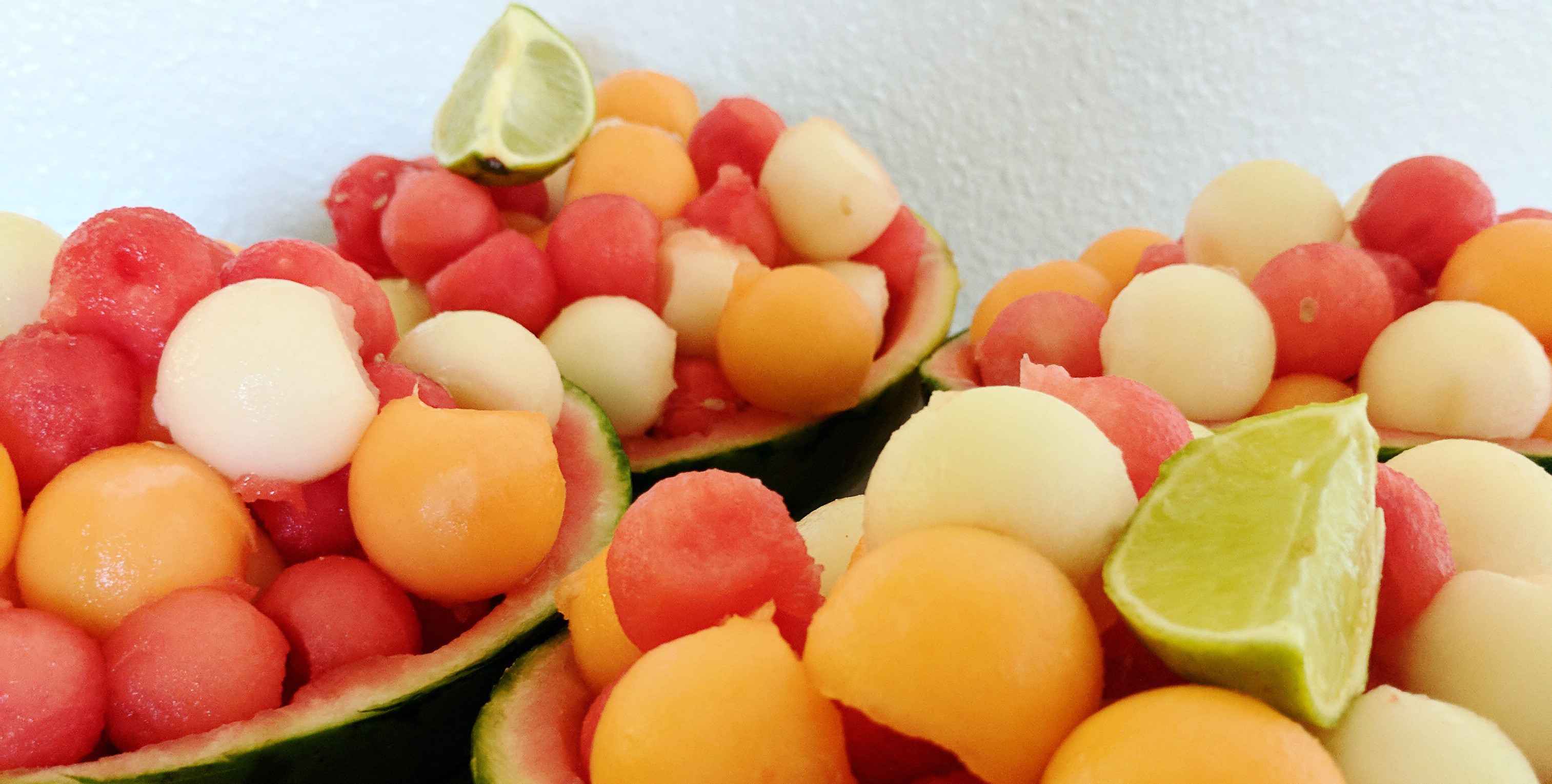 FRUITY MELON BOWLS